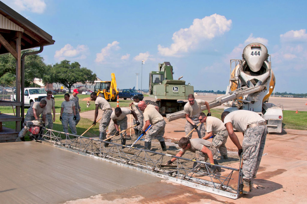 Truss-Screed-A-Frame-Leveling-Concrete | Dragon Screed